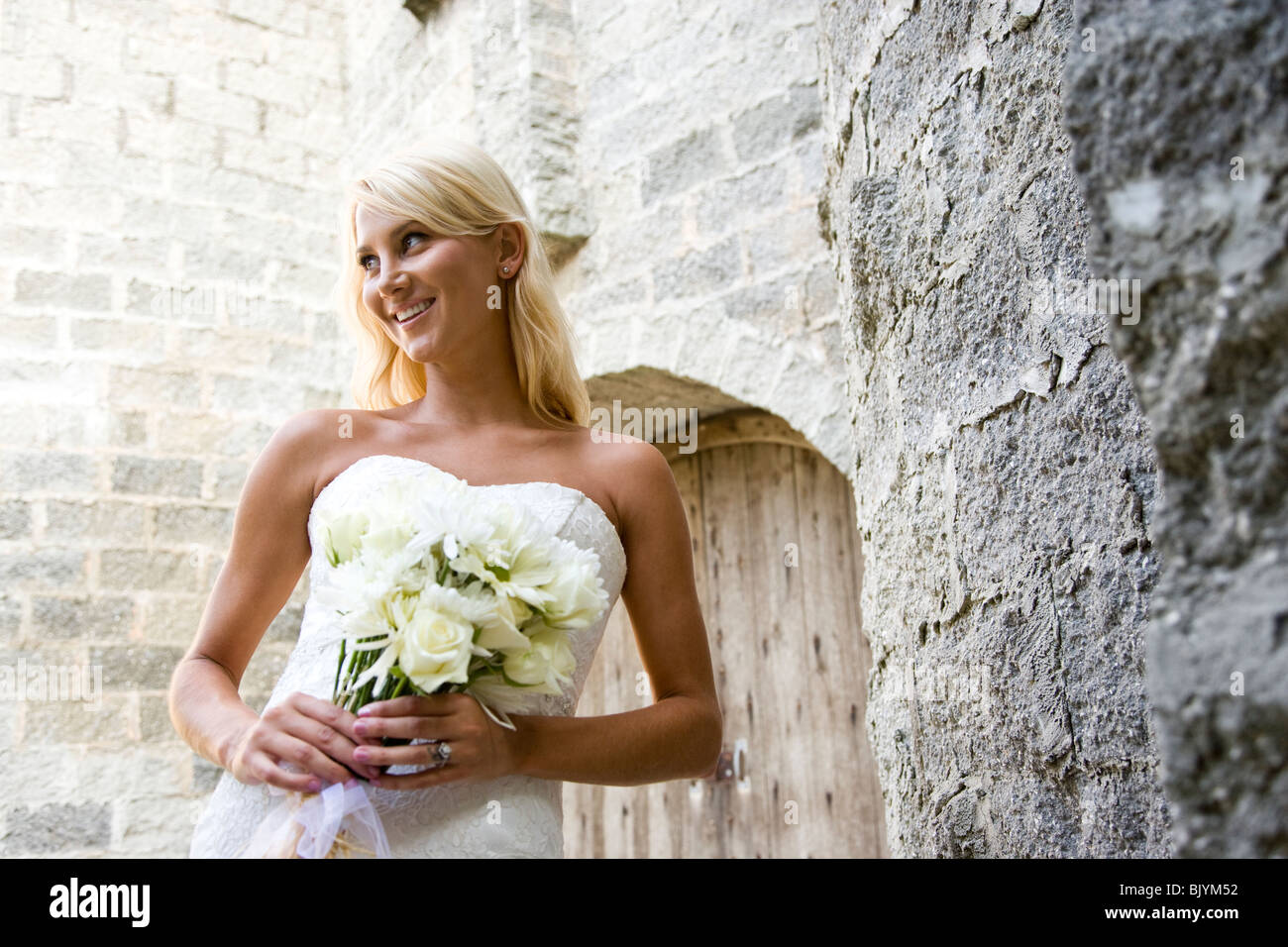 Smiling young woman bride hi-res stock photography and images - Alamy