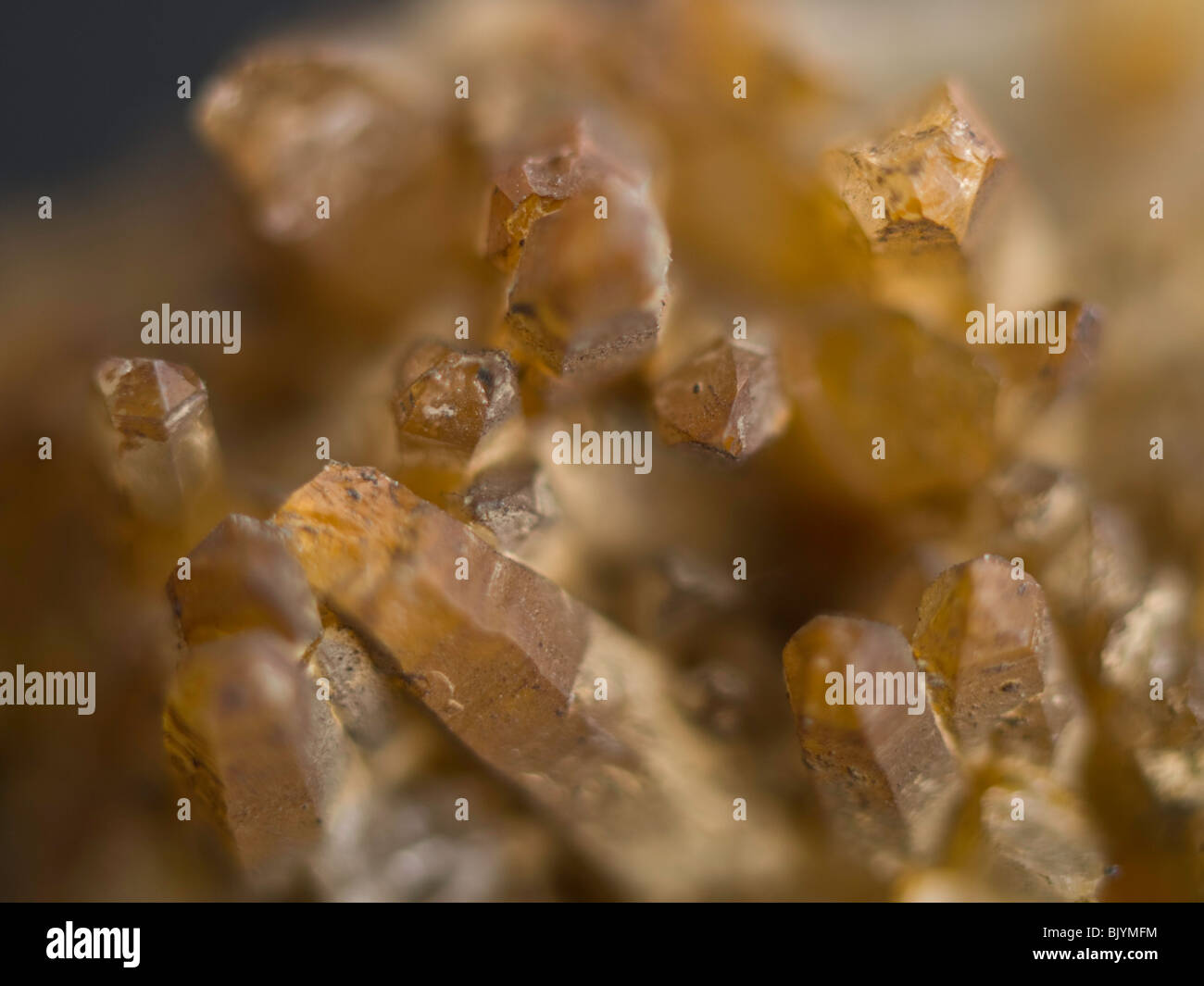 Yellow citrine crystal Stock Photo - Alamy