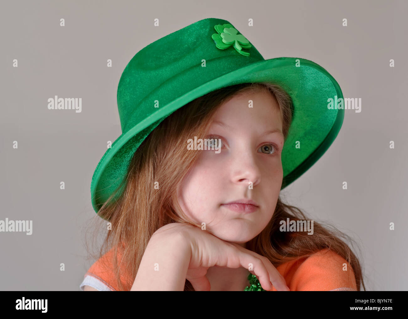 Pretty nine year old girl hi-res stock photography and images - Alamy