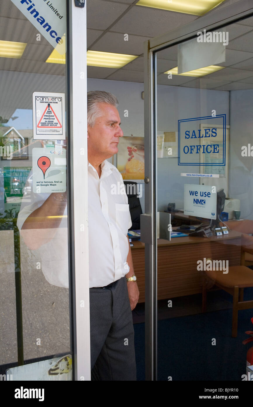 Car salesman uk hi-res stock photography and images - Alamy