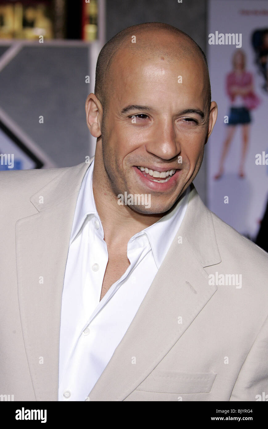 Vin diesel pacifier 2005 hi-res stock photography and images - Alamy