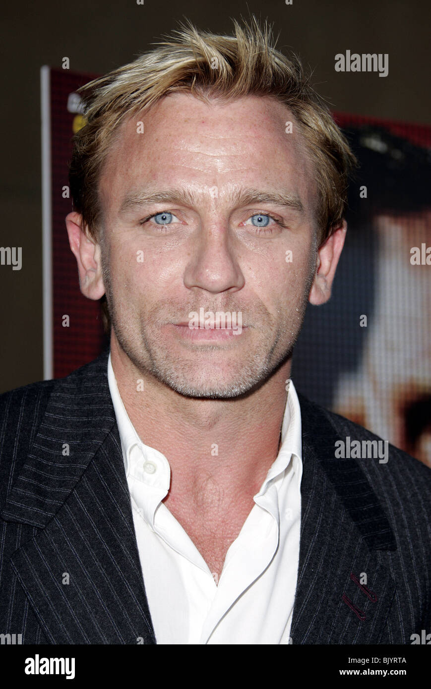 Layer cake daniel craig hi-res stock photography and images - Alamy