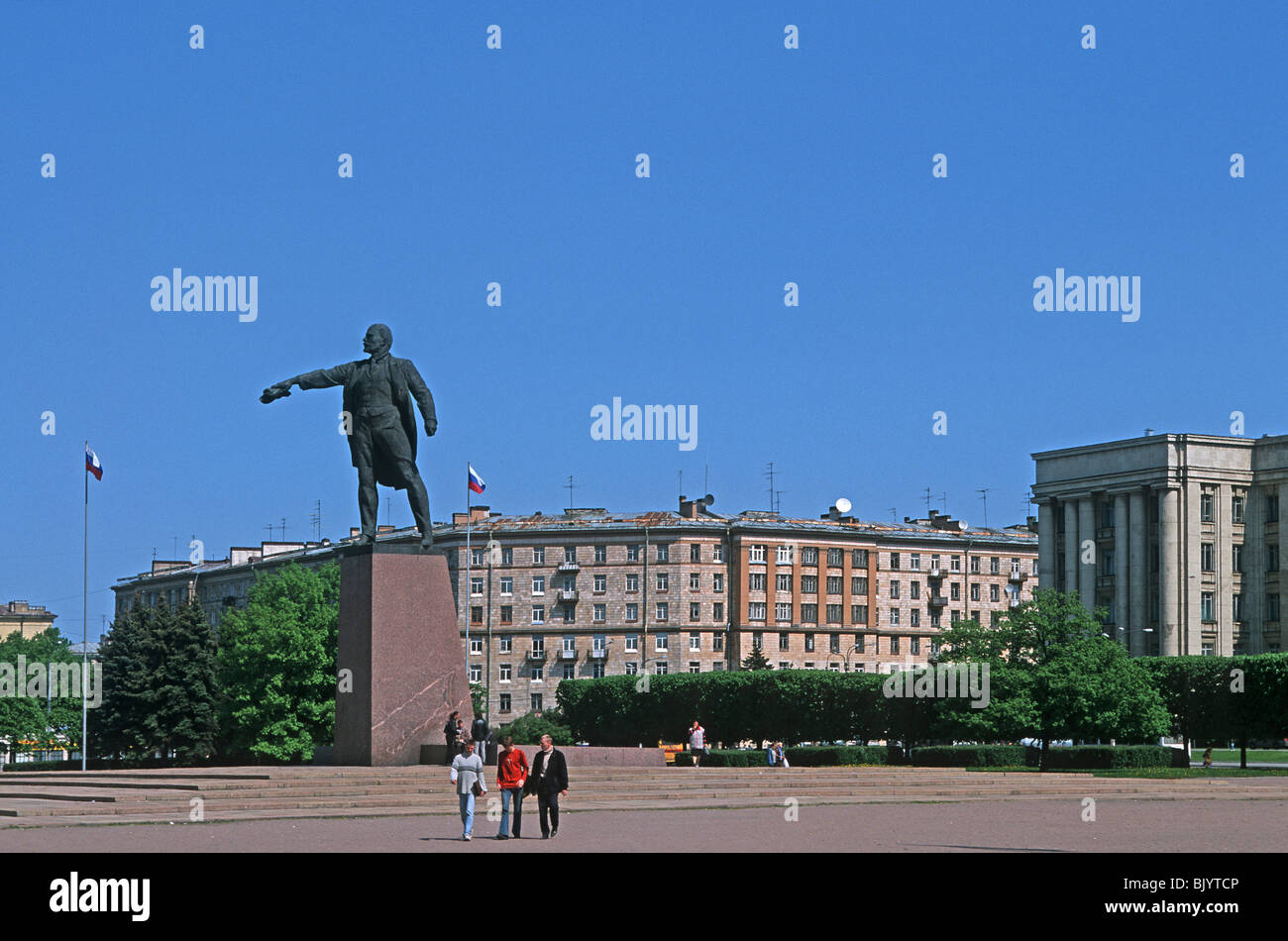 Russia,St Petersburg,Lenin statue Stock Photo - Alamy
