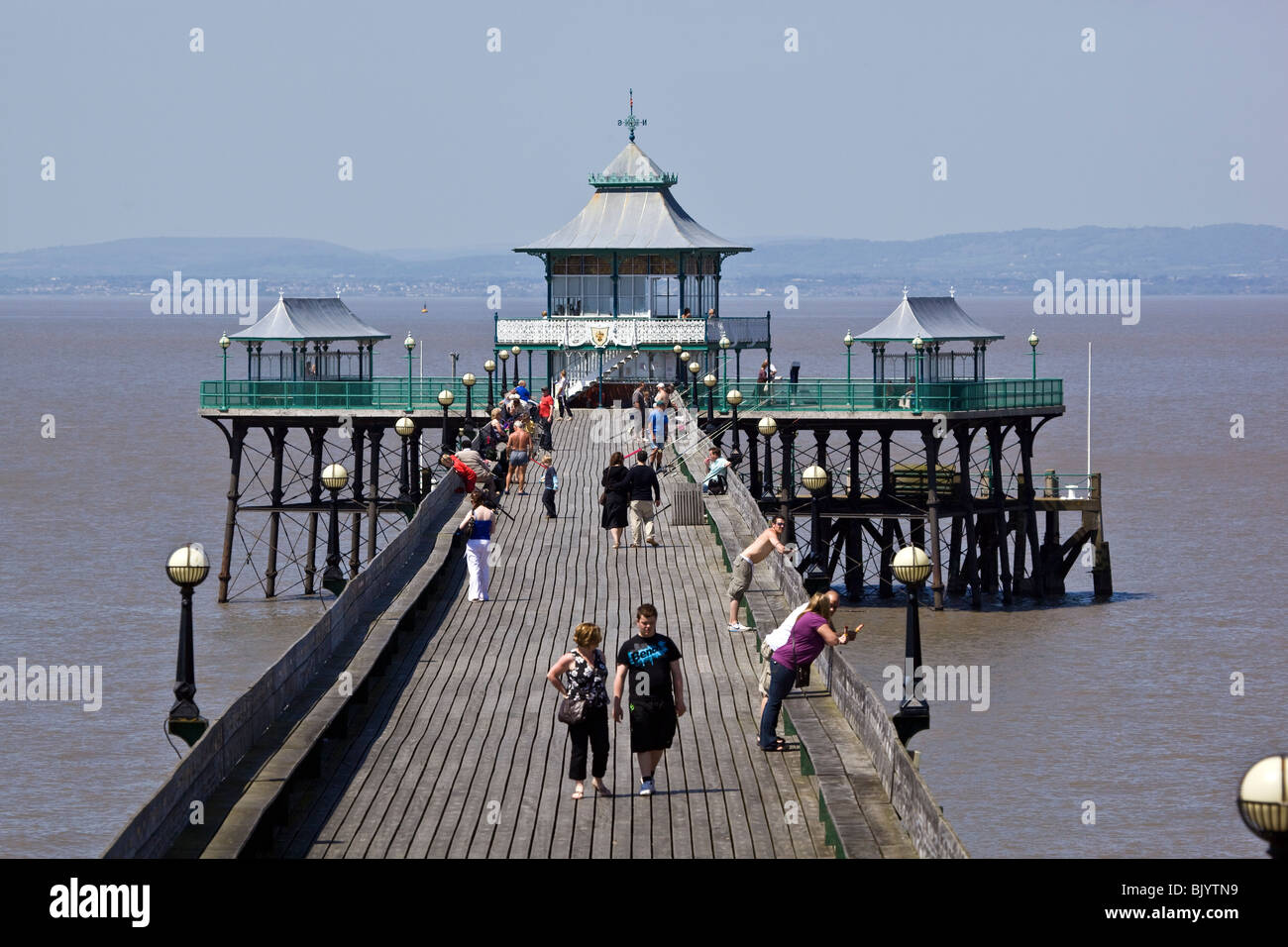 Pier building project hi-res stock photography and images - Alamy