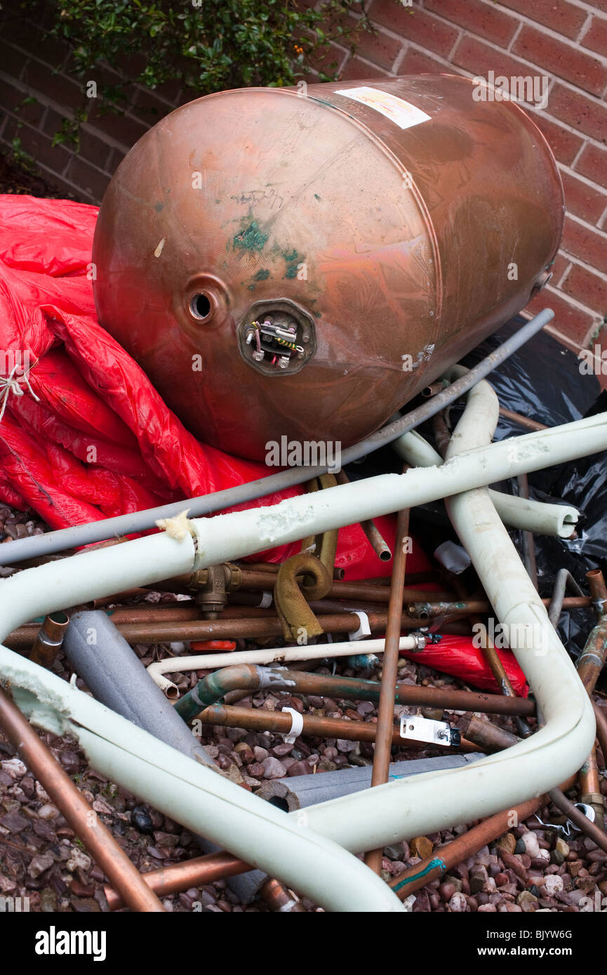 Scrap pipes hot water cylinder hi-res stock photography and images - Alamy