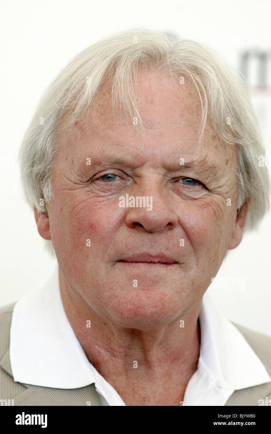 Anthony hopkins portrait hi-res stock photography and images - Alamy