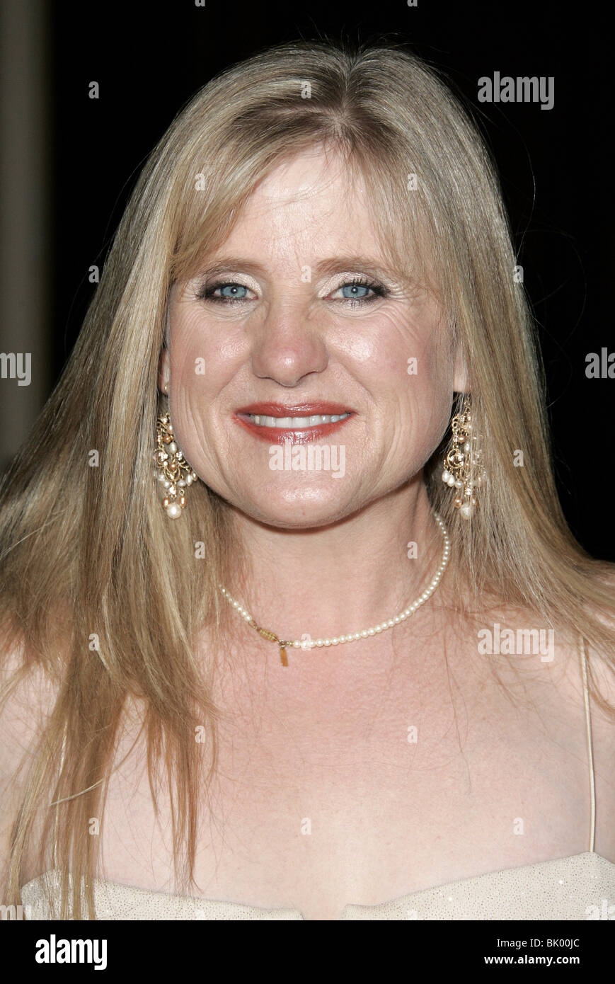 Nancy cartwright voice bart simpson hi-res stock photography and images ...