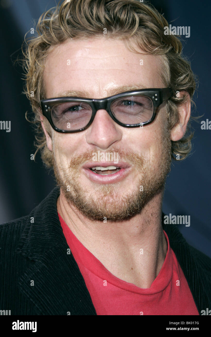 SIMON BAKER LORDS OF DOGTOWN WORLD PREMIE CHINESE THEATRE HOLLYWOOD LOS ...