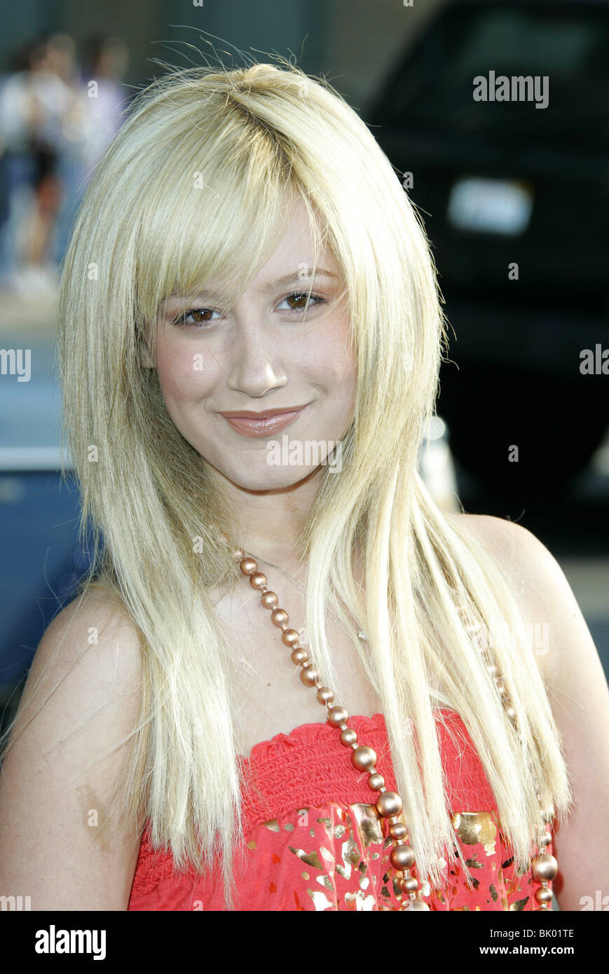 Ashley tisdale 2005 hi-res stock photography and images - Alamy