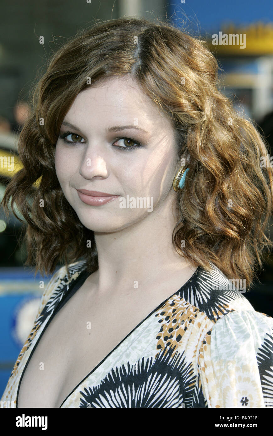 AMBER TAMBLYN SISTERHOOD OF THE TRAVELING PA CHINESE THEATRE HOLLYWOOD ...