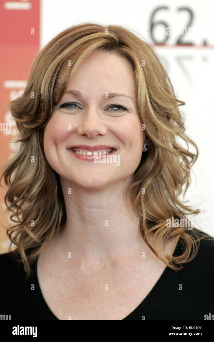 Emily rose actress hi-res stock photography and images - Alamy