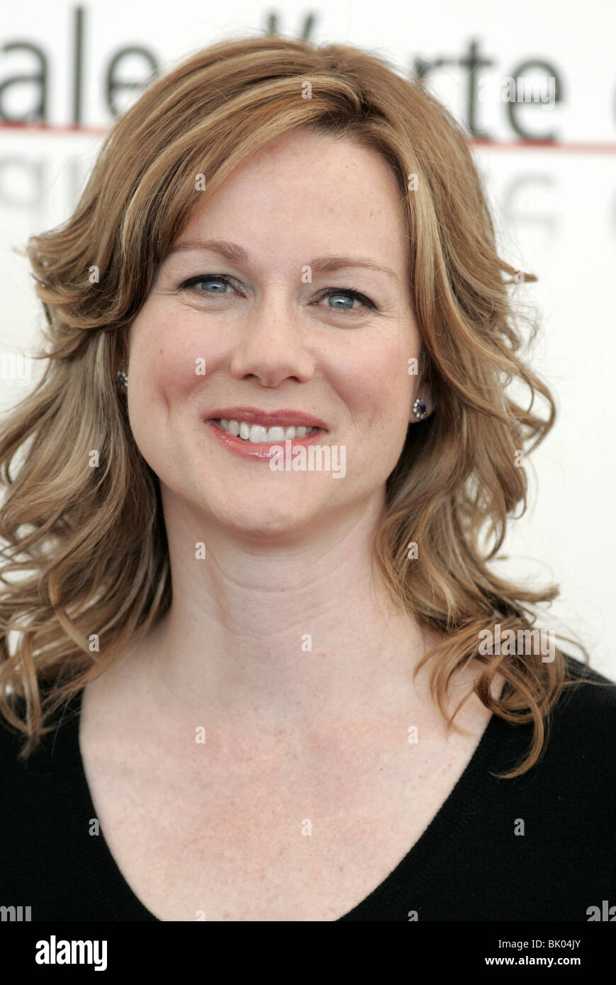 Emily rose actress hi-res stock photography and images - Alamy