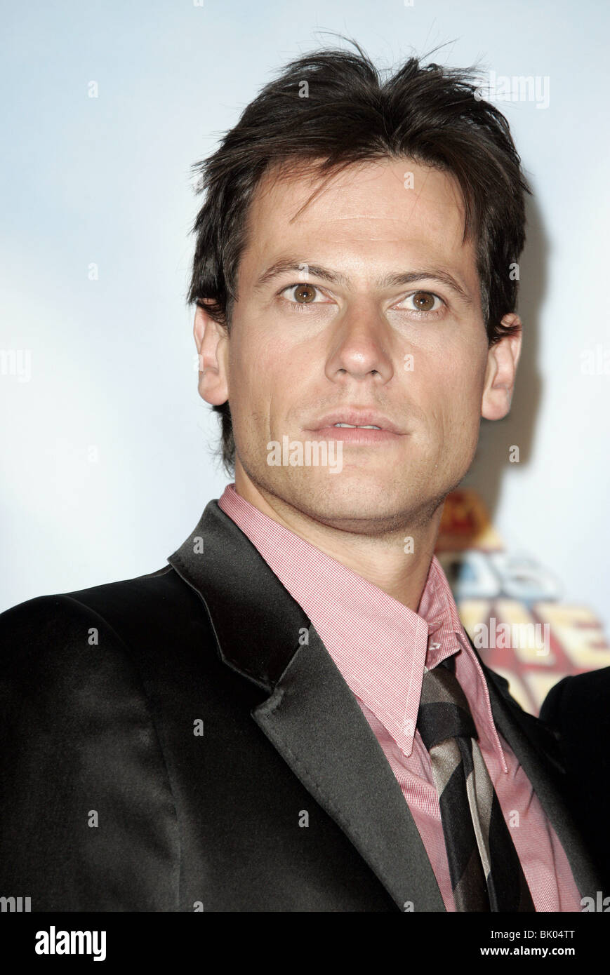 IOAN GRUFFUDD 2005 MTV MOVIE AWARDS SHRINE AUDITORIUM LOS ANGELES USA ...