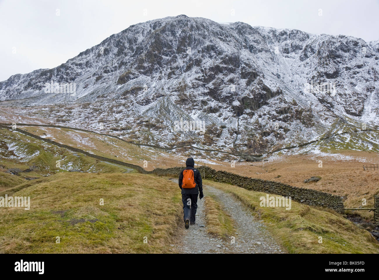 Female fell walker hi-res stock photography and images - Alamy