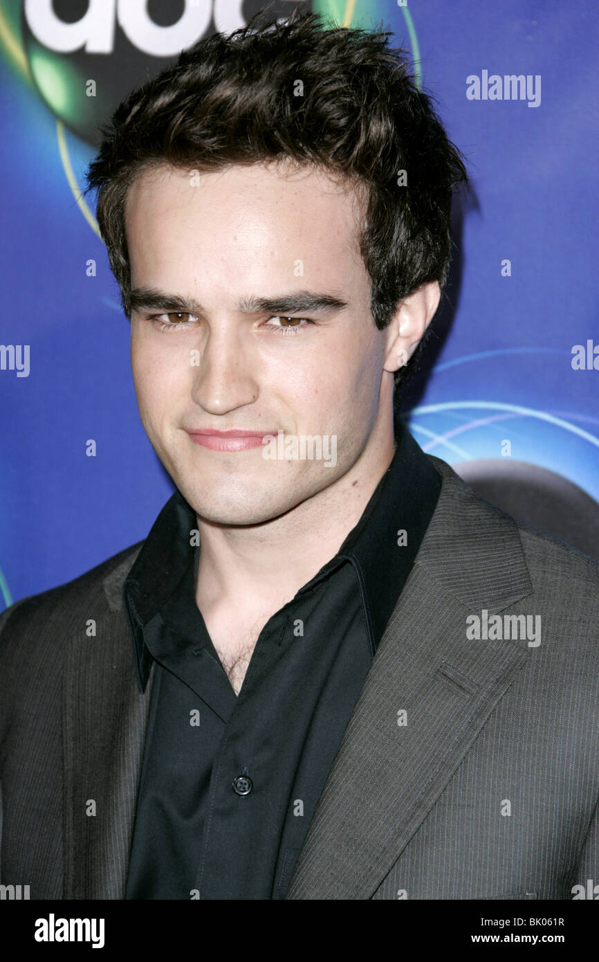 JUSTIN MENTELL ABC TV SUMMER PRESS TOUR PARTY THE ABBEY WEST HOLLYWOOD ...