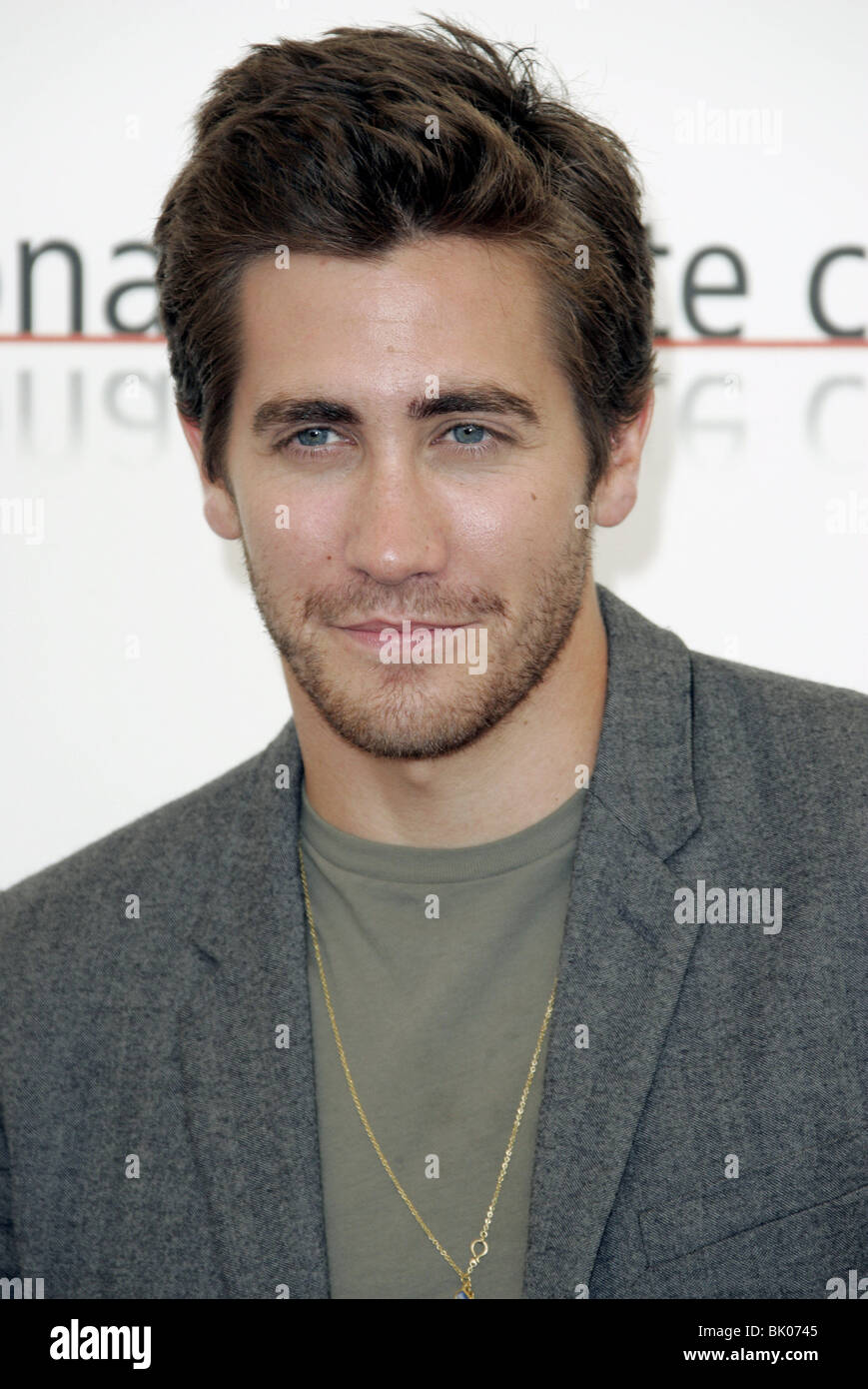 Jake gyllenhaal brokeback hi-res stock photography and images - Alamy