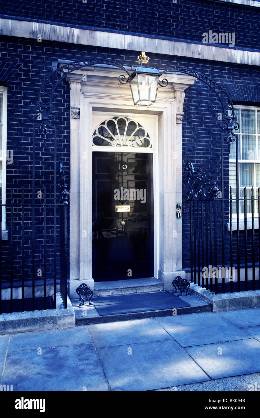 10 downing st door hi-res stock photography and images - Alamy