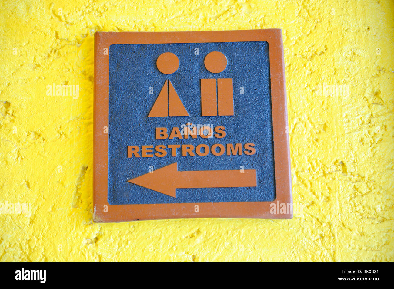Bilingual sign for bathroom restroom in Puerta Maya and Cozumel Mexico ...