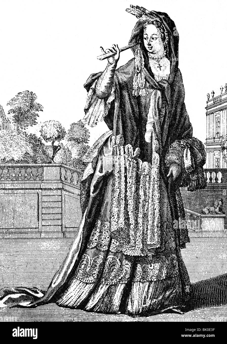 fashion, hair styles, fontange, lady with fontange and train dress ...