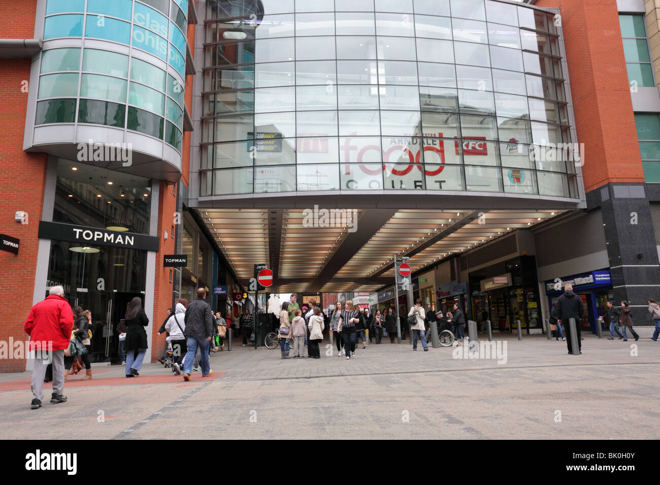 Manchester arndale shopping centre tower hi-res stock photography and ...
