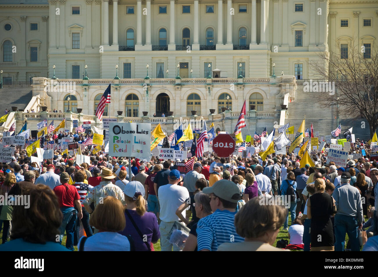 Discover the differences hi-res stock photography and images - Alamy