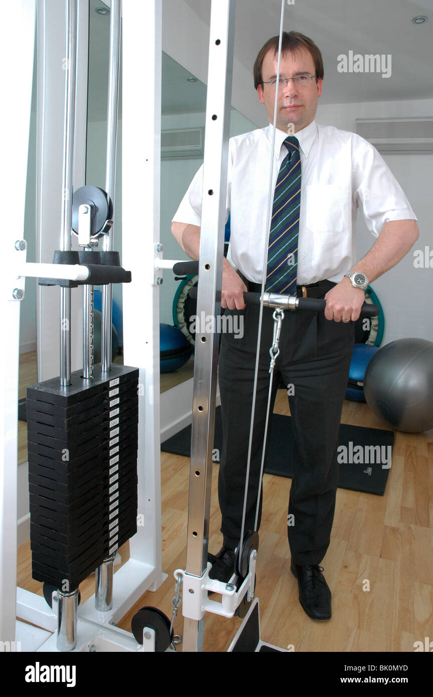 Labour MP Gareth Thomas using fitness equipment Stock Photo - Alamy