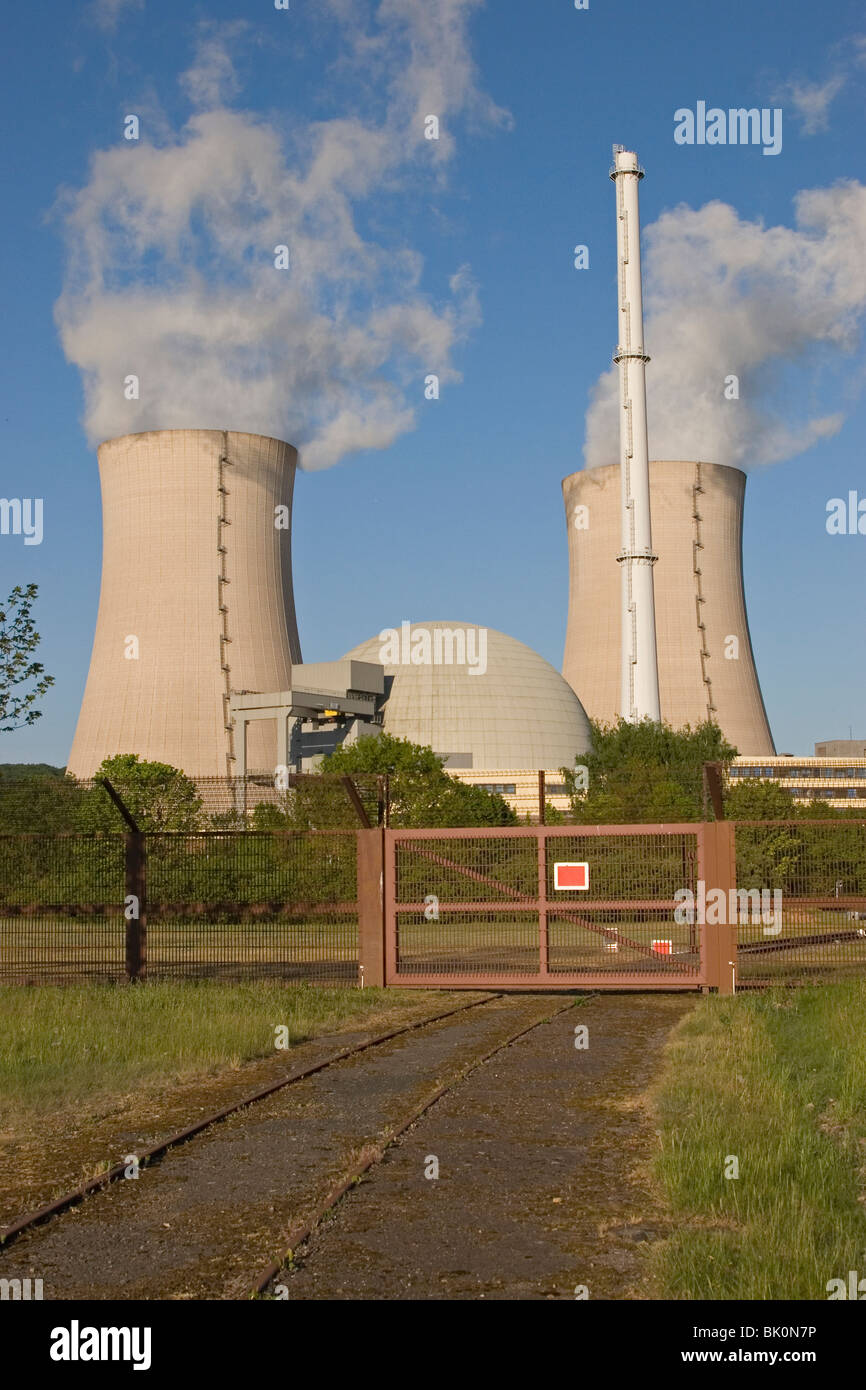 Nuclear power reactor with cooling tower Stock Photo - Alamy