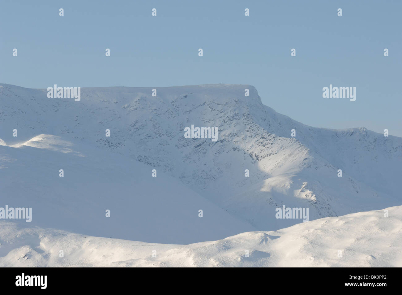Sharp edge hi-res stock photography and images - Alamy