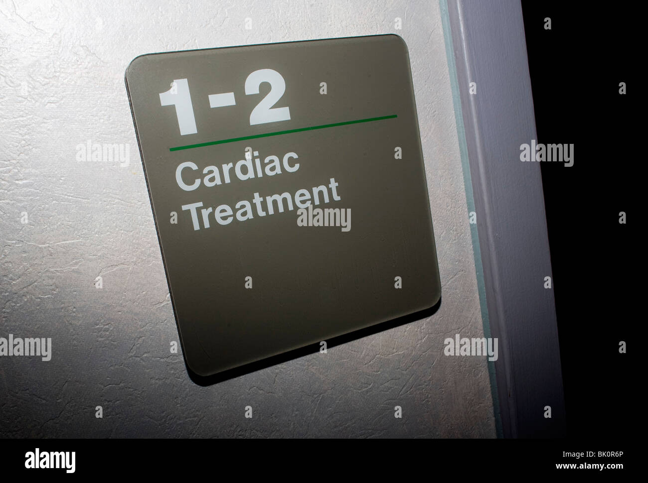 Cardiac hospital hi-res stock photography and images - Alamy