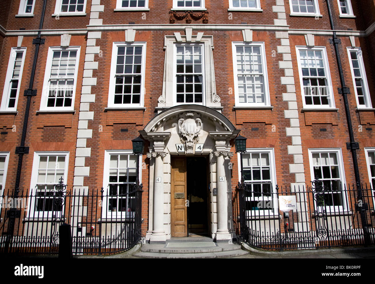 Cowley street hi-res stock photography and images - Alamy