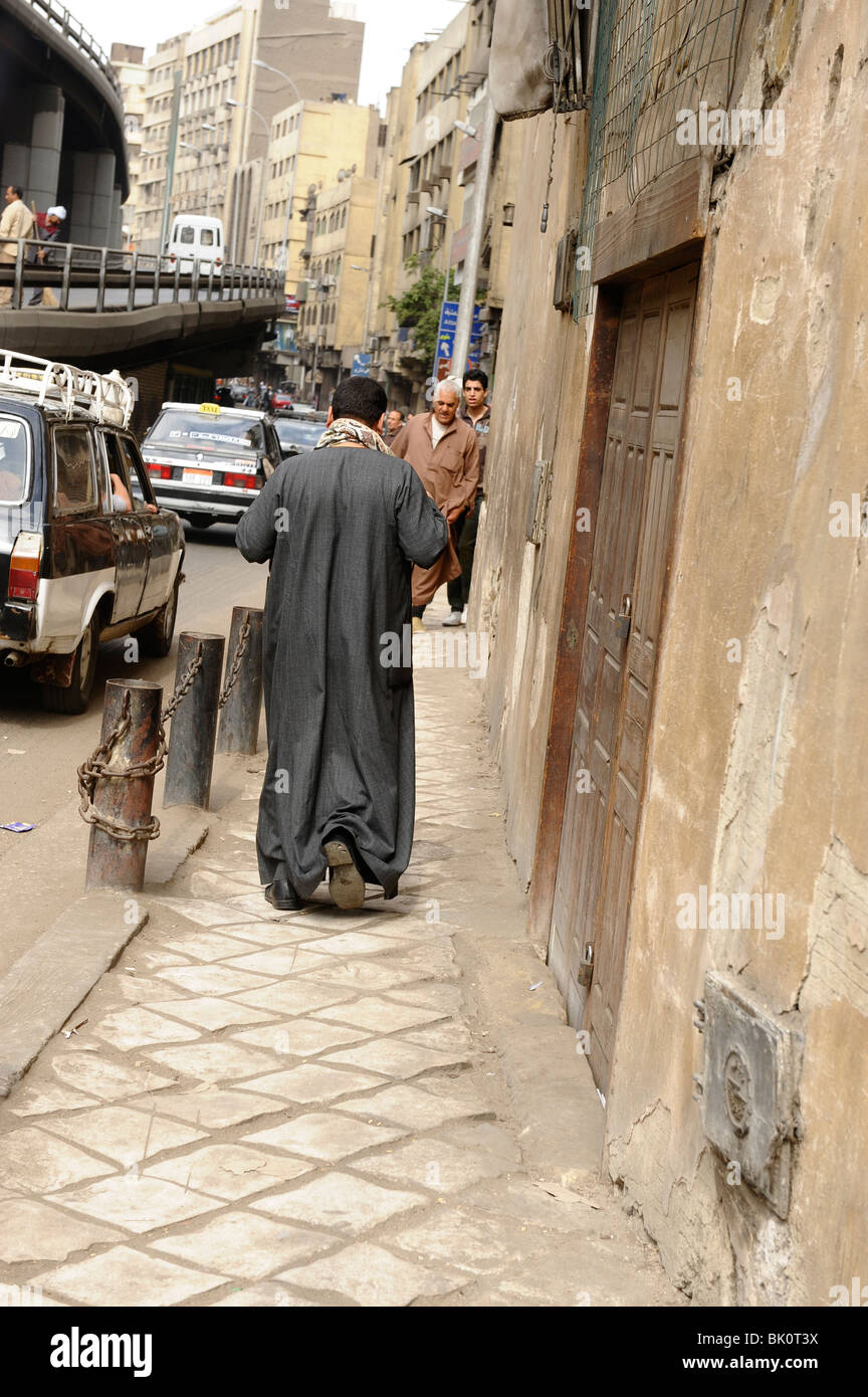 Cairo street scene traditional dress hi-res stock photography and ...
