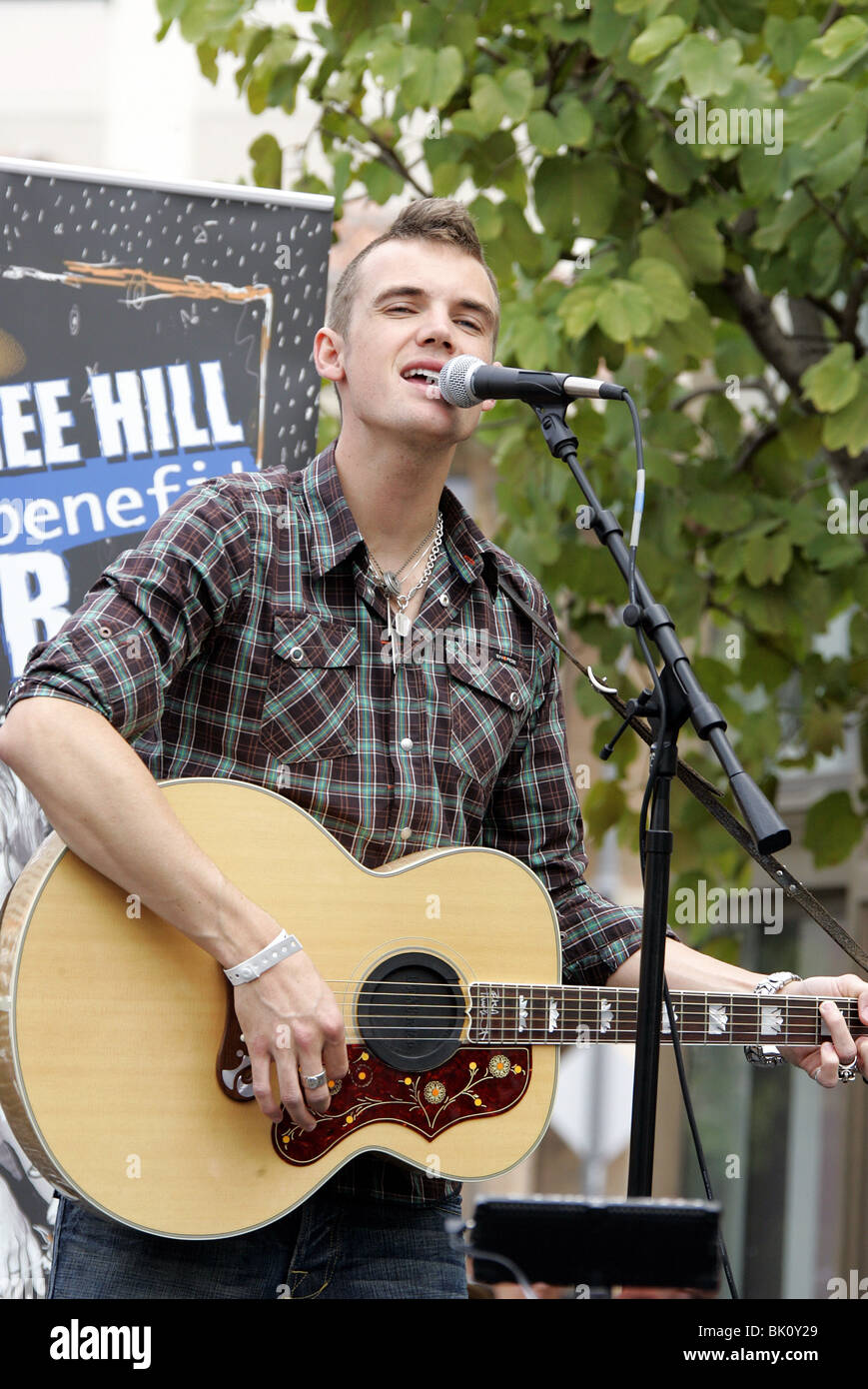 TYLER HILTON ONE TREE HILL FRIENDS WITH BENEFIT TOUR THE GROVE LOS ...