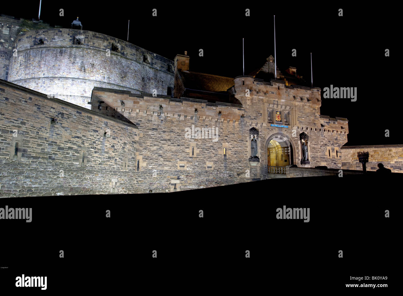 Edinburgh Castle by night time Stock Photo - Alamy