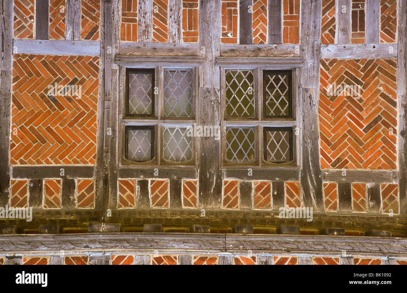 Tudor brickwork hi-res stock photography and images - Alamy