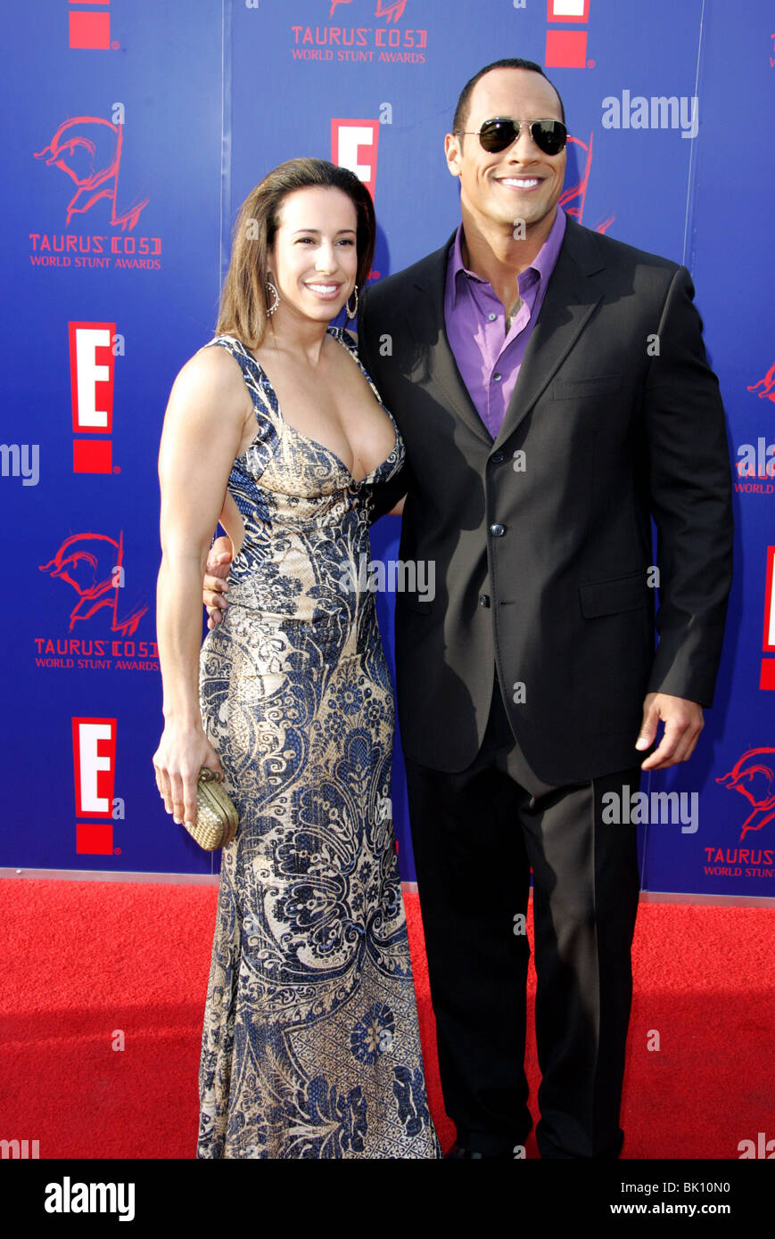 THE ROCK & DANI 2005 TAURUS WORLD STUNT AWARDS PARAMOUNT STUDIOS ...
