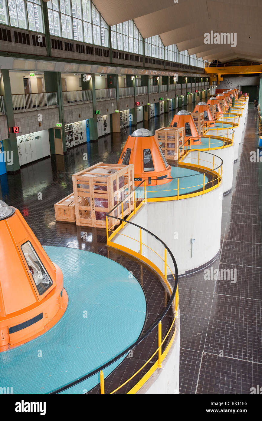 Turbines in Murray 1 power station. Murray 1 is the 2nd largest power ...