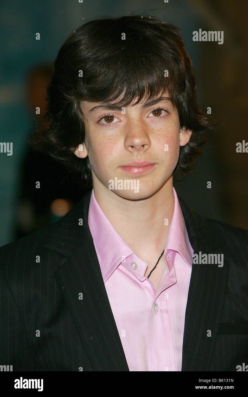 SKANDAR KEYNES THE CHRONICLES OF NARNIA FILM PREMIER THE ROYAL ALBERT ...