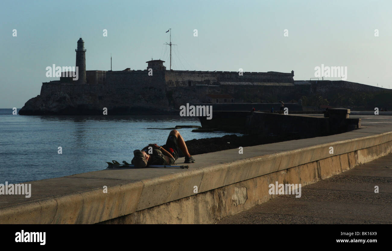 One legged man hi-res stock photography and images - Alamy