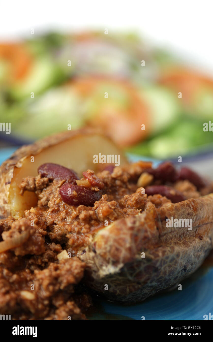 Jacket Potato with Chilli Con Carne Stock Photo - Alamy