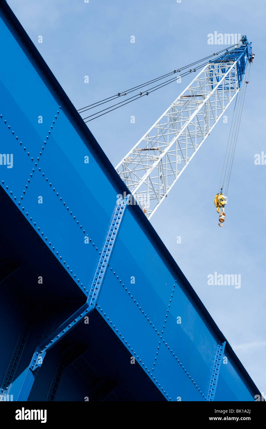 Blue painted bridge hi-res stock photography and images - Alamy