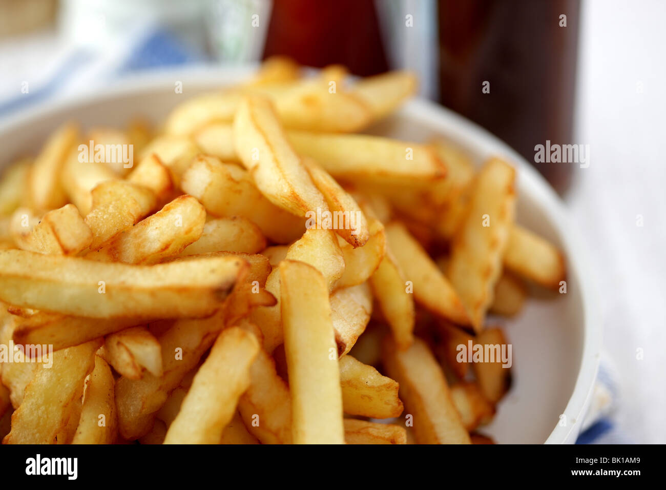 Deep fried potato chips hi-res stock photography and images - Alamy