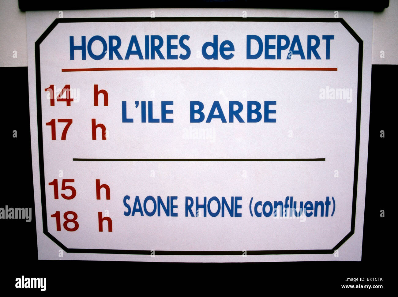 Horaires de depart hi-res stock photography and images - Alamy