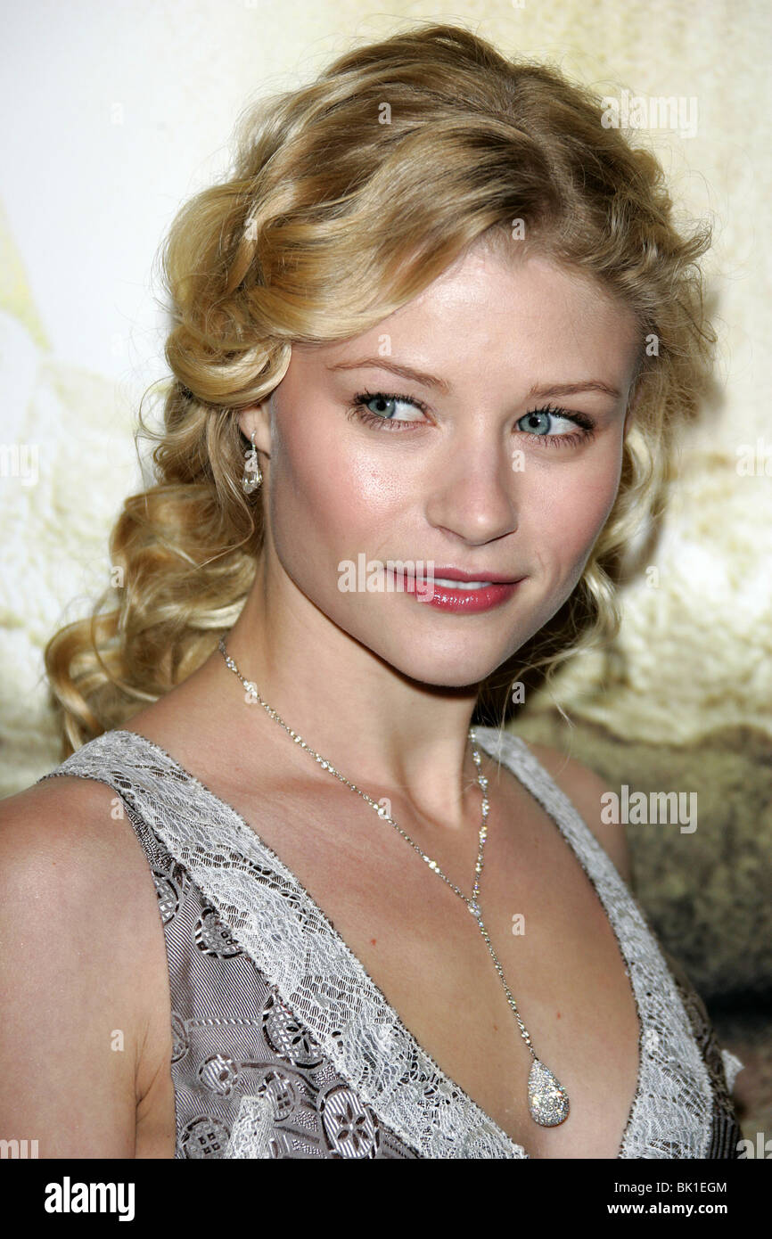 Emilie De Ravin Hills Eyes High Resolution Stock Photography and Images - Alamy
