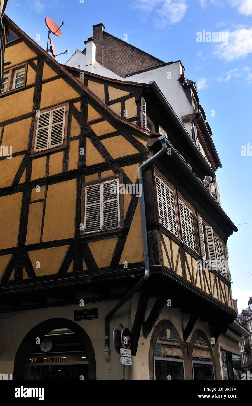 Wood house strasbourg alsace hi-res stock photography and images - Alamy