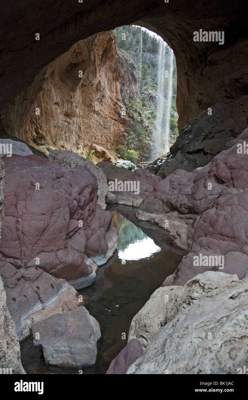 Largest natural travertine bridge hi-res stock photography and images ...