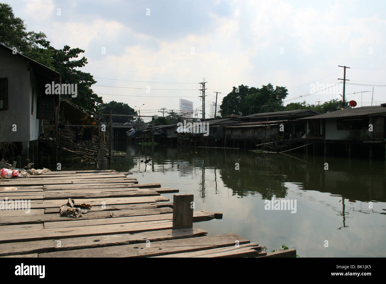 Houses built with wood hi-res stock photography and images - Alamy