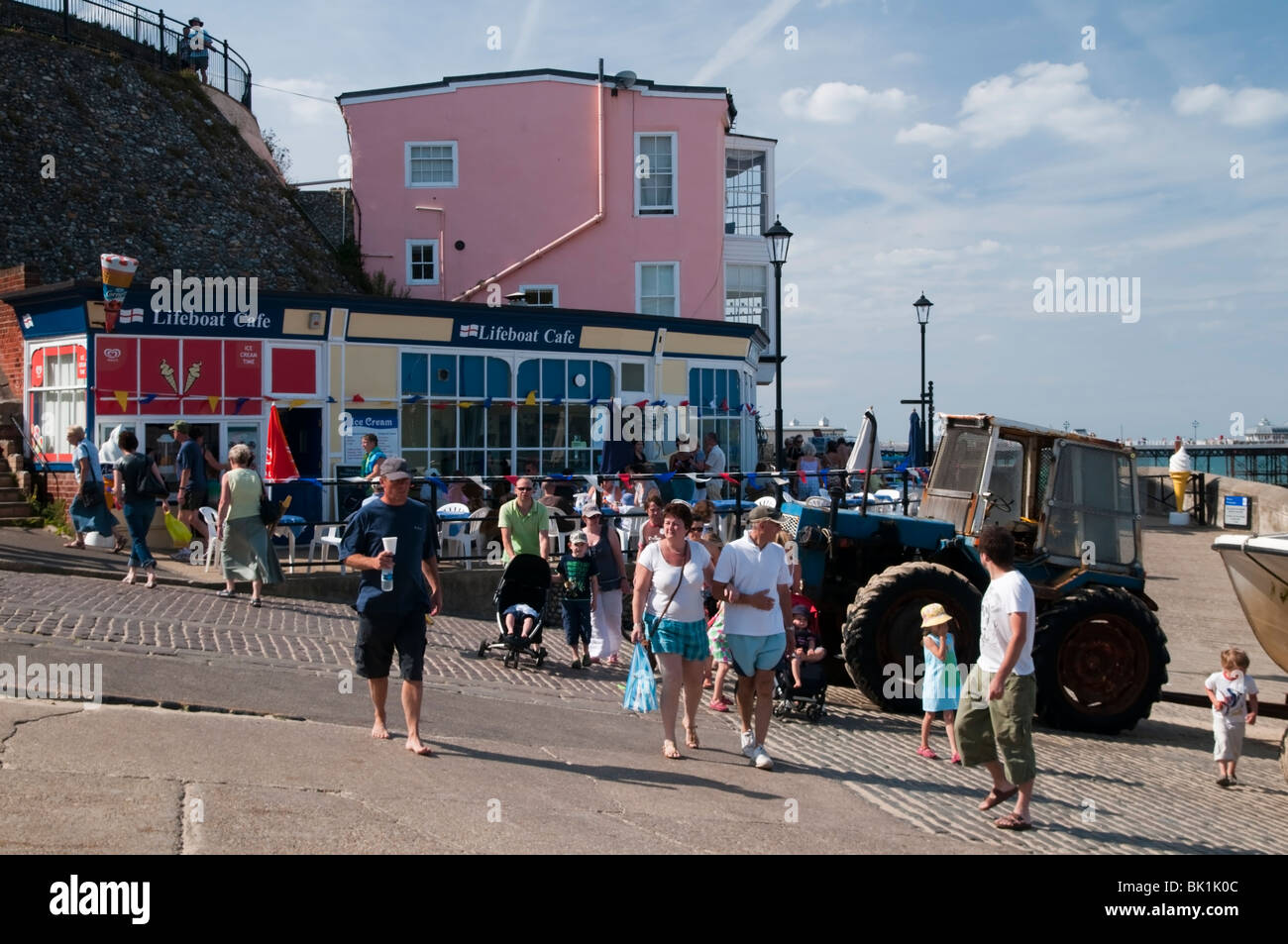 Cromer sea front hi-res stock photography and images - Alamy