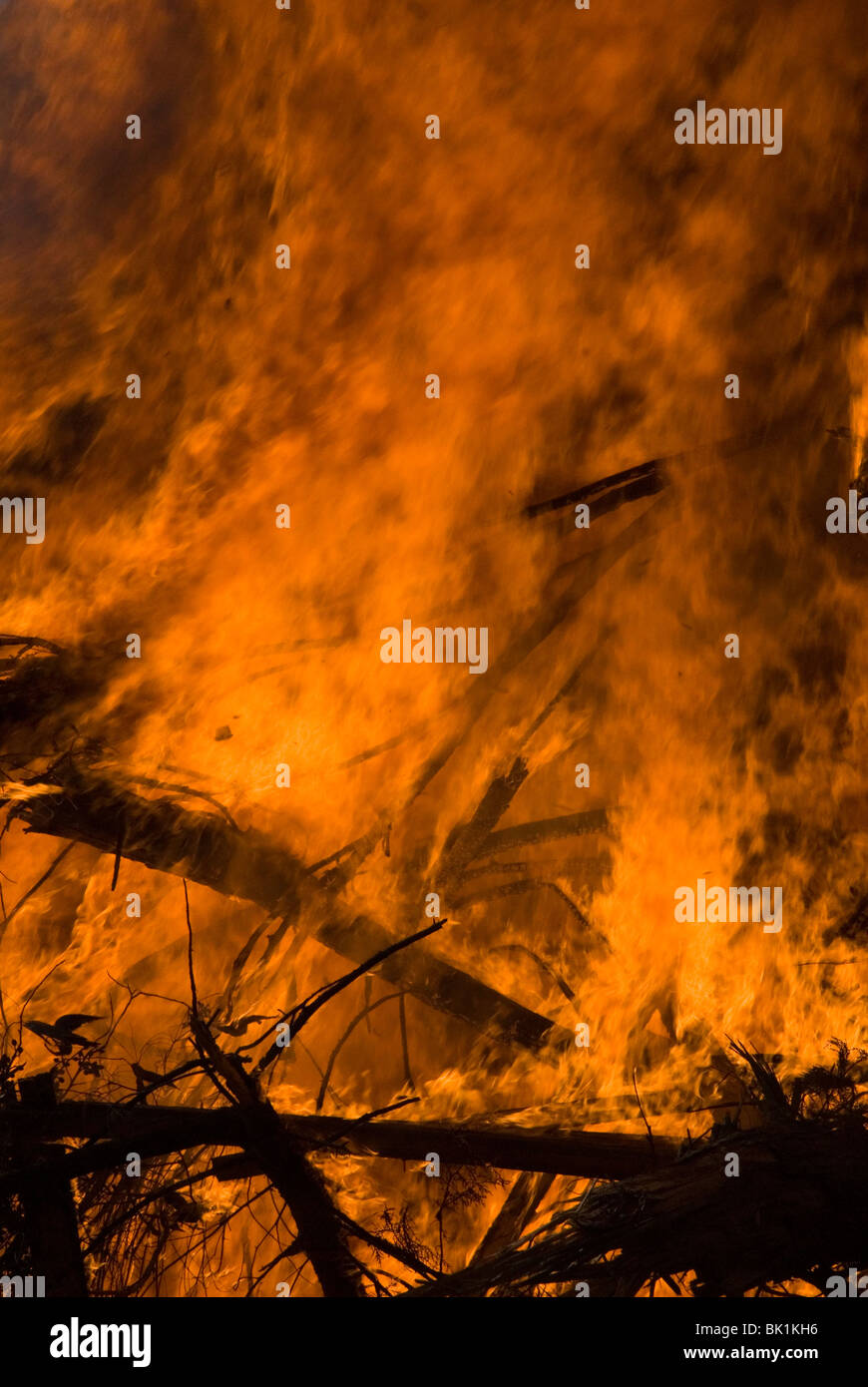 close up of bonfire Stock Photo - Alamy