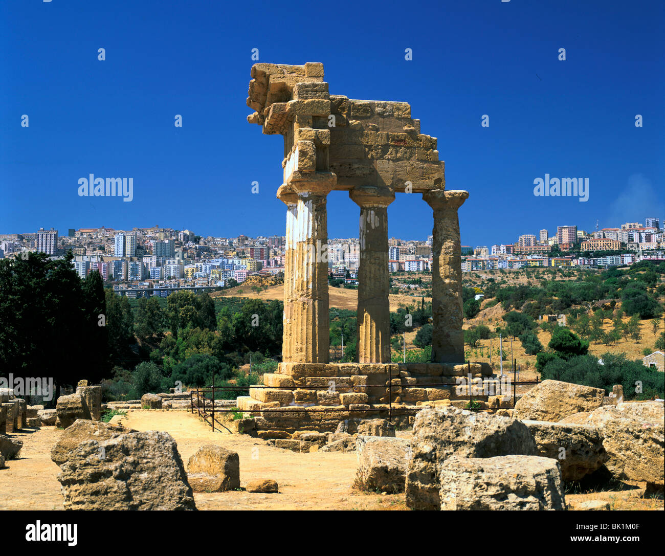 1990s sicily roman ruins hi-res stock photography and images - Alamy