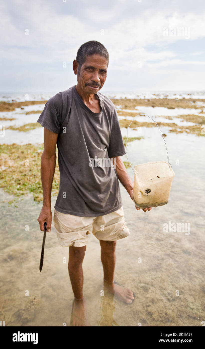 Poor fisherman hi-res stock photography and images - Alamy